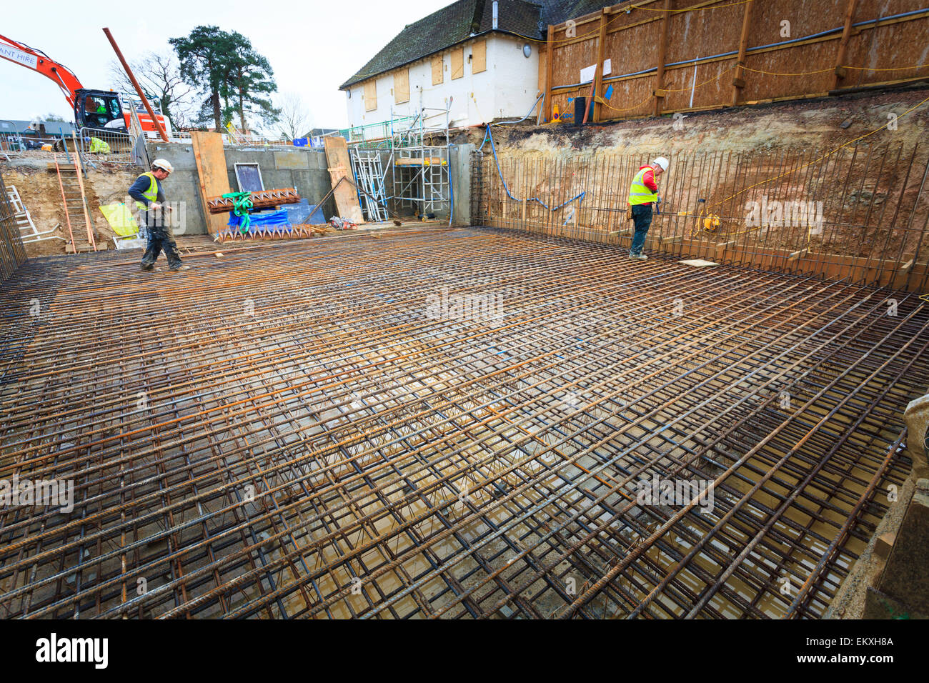 Concrete reinforcing bar hi-res stock photography and images - Alamy