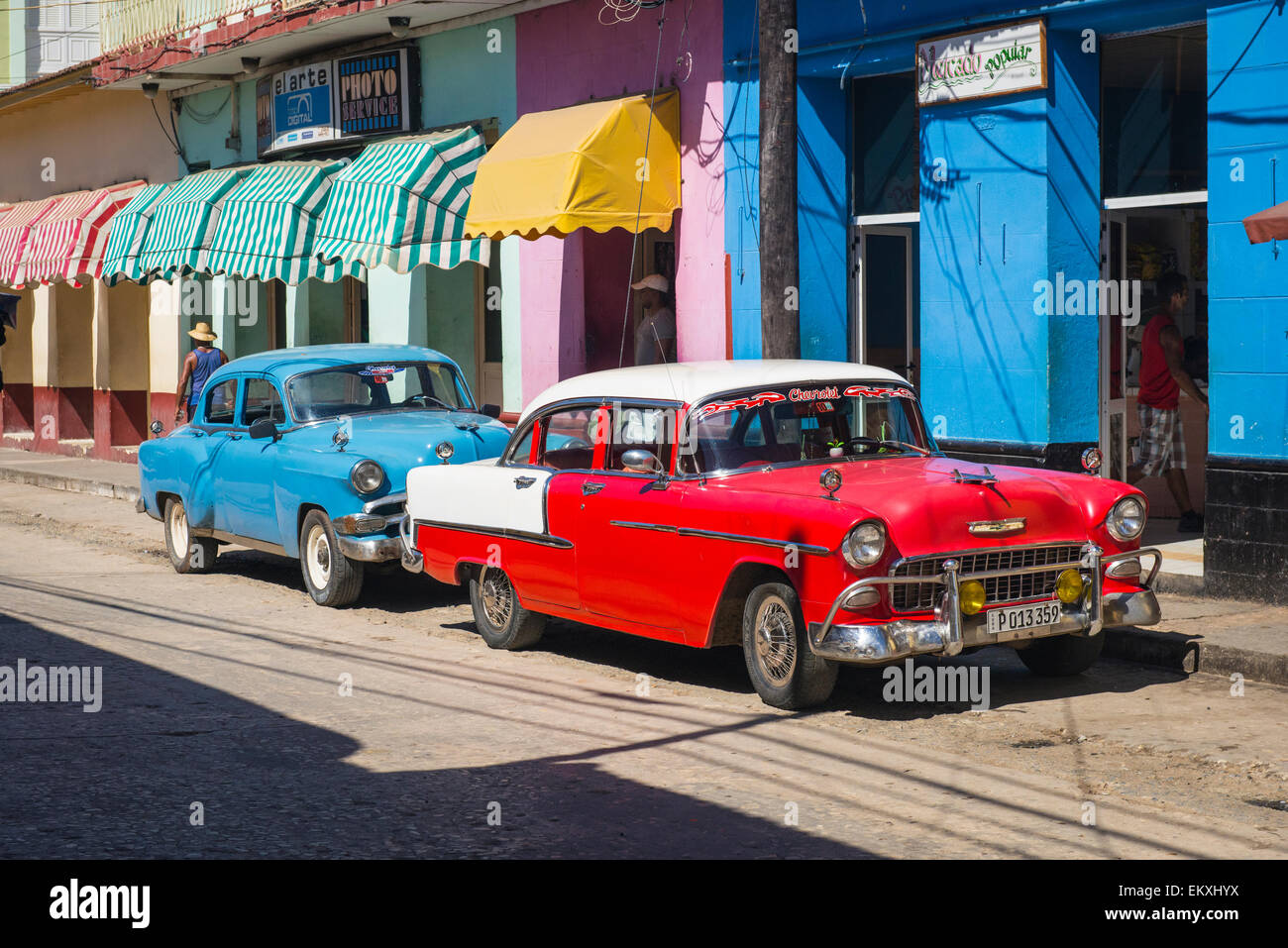 Cuba Trinidad road street scene old classic veteran antique US USA ...