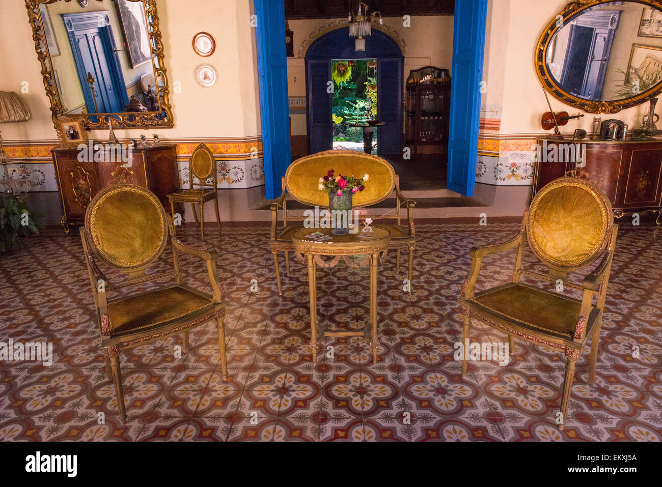 Typical cuban furniture hi-res stock photography and images - Alamy