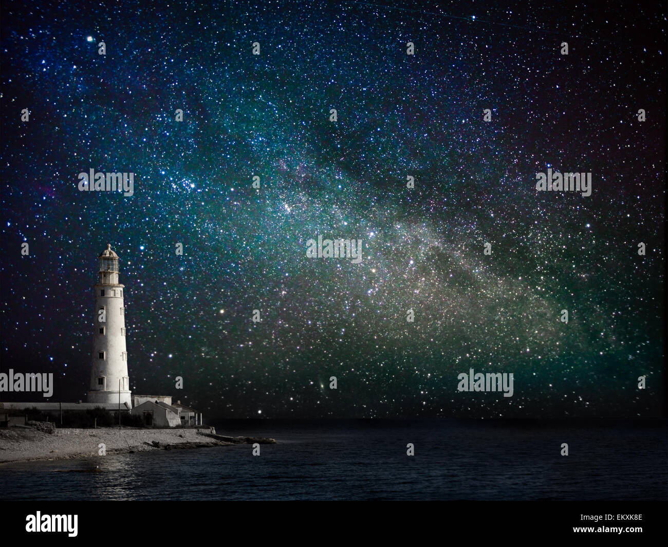 lighthouse at night Stock Photo - Alamy
