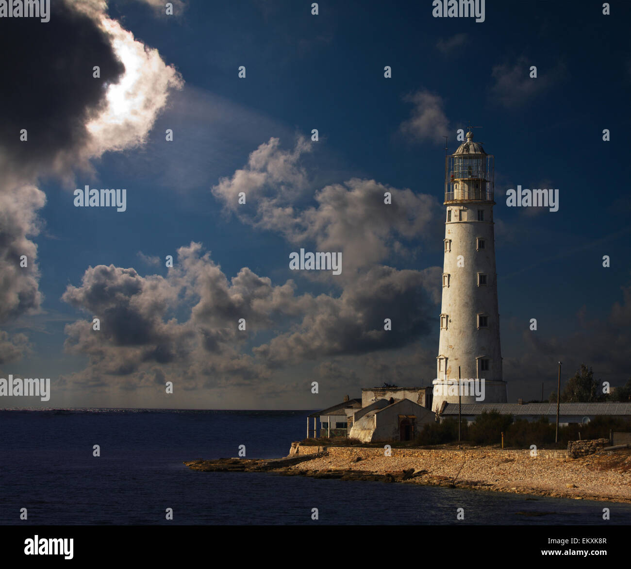 lighthouse at night Stock Photo - Alamy