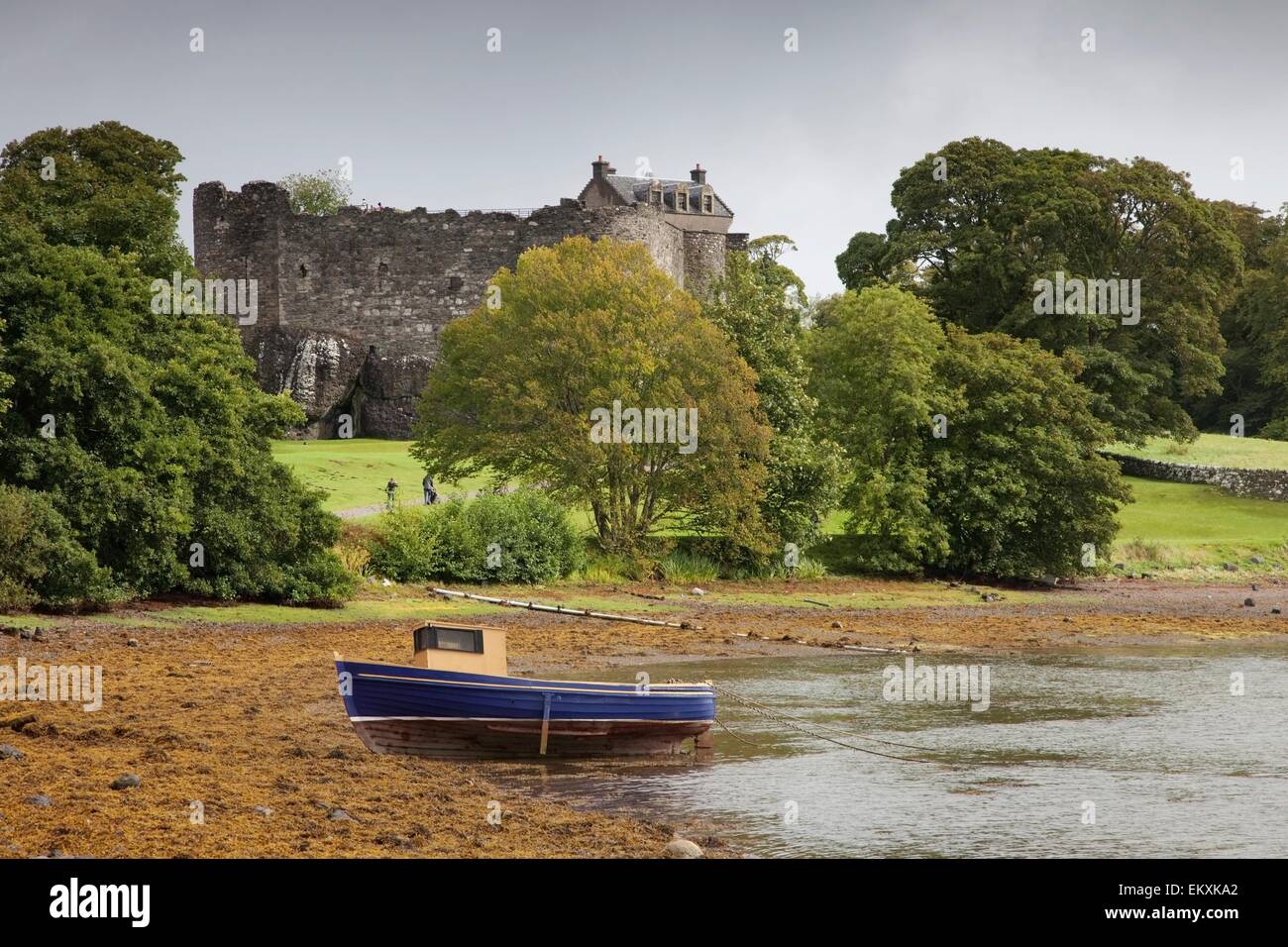 Dunstaffnage boat hi-res stock photography and images - Alamy