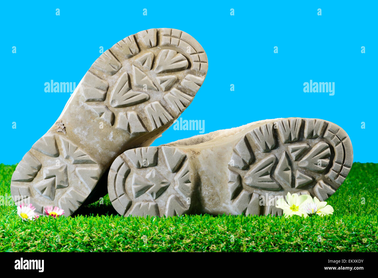 soles of hiking boots in the grass Stock Photo - Alamy