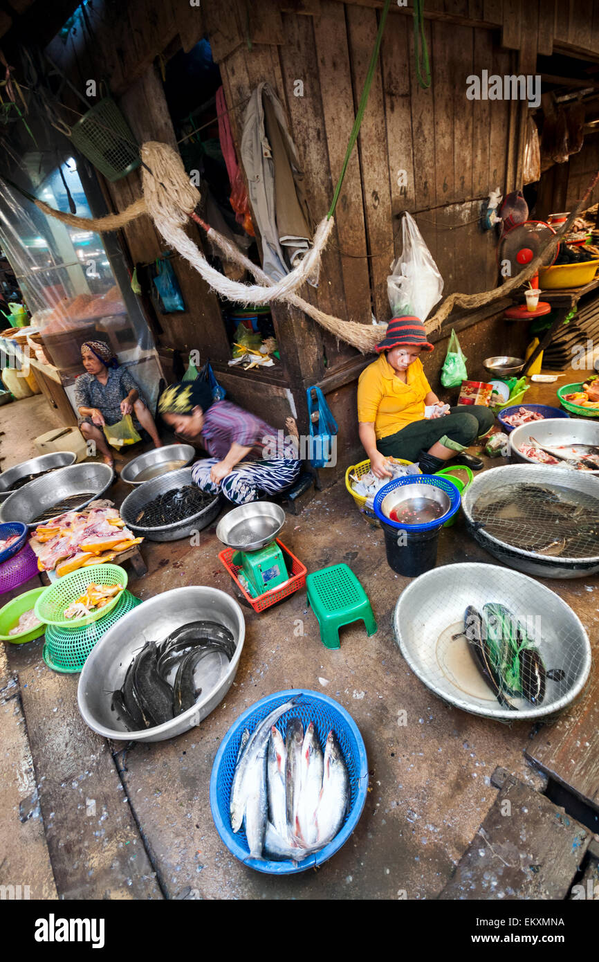Covered Central Market in Kampot, Cambodia - Asia Stock Photo - Alamy
