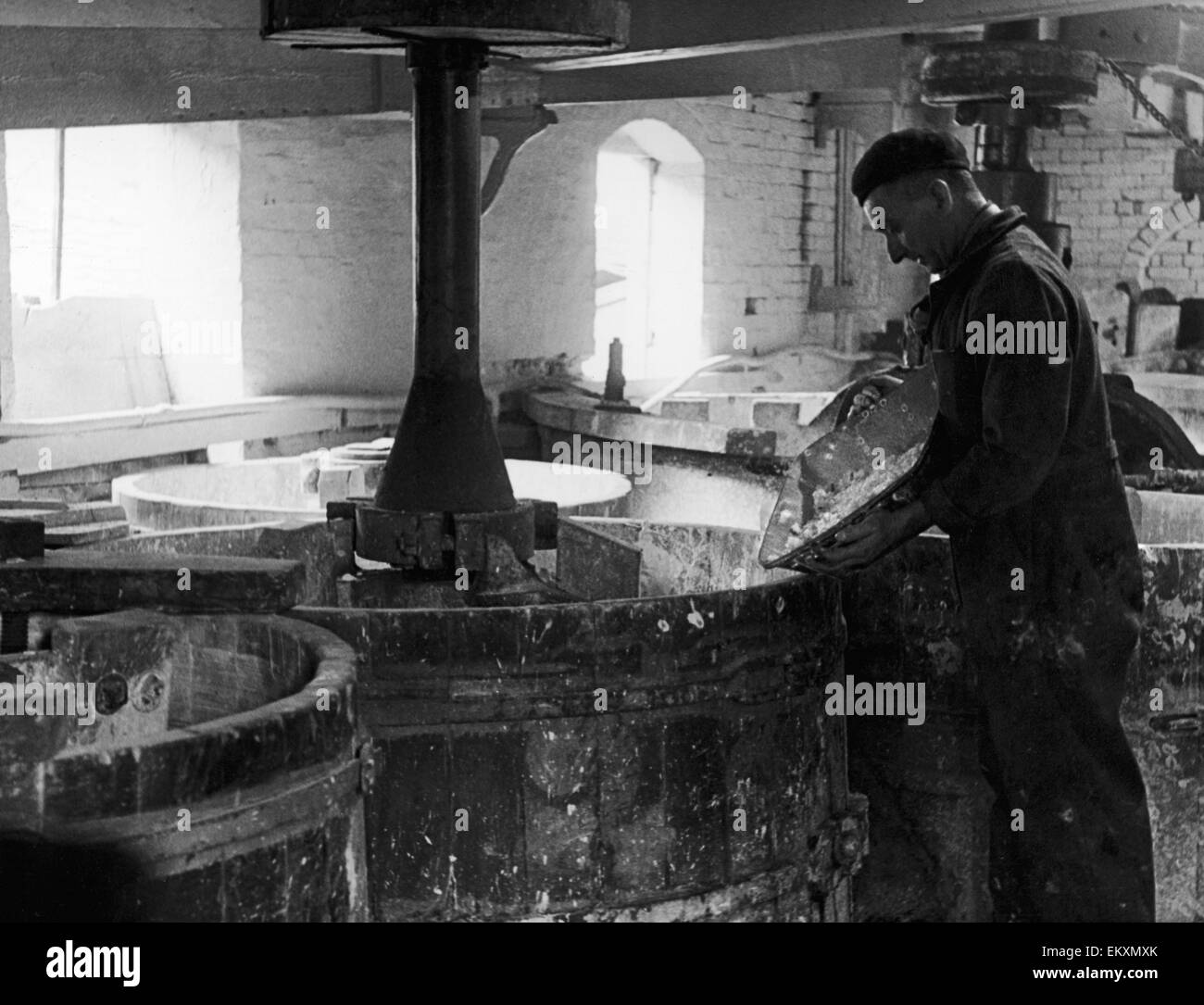 Kiln worker Black and White Stock Photos & Images - Alamy