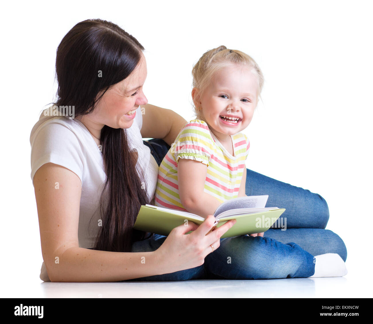 Mom and toddler reading hi-res stock photography and images - Alamy