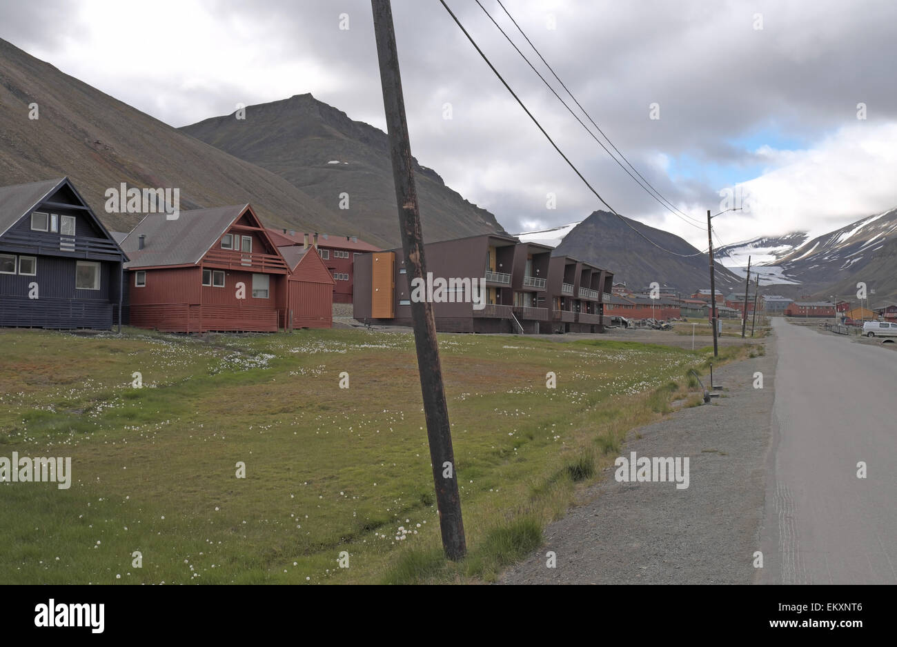 Wooden buildings with Adventdalen and mountains beyond, Longyearbyen ...