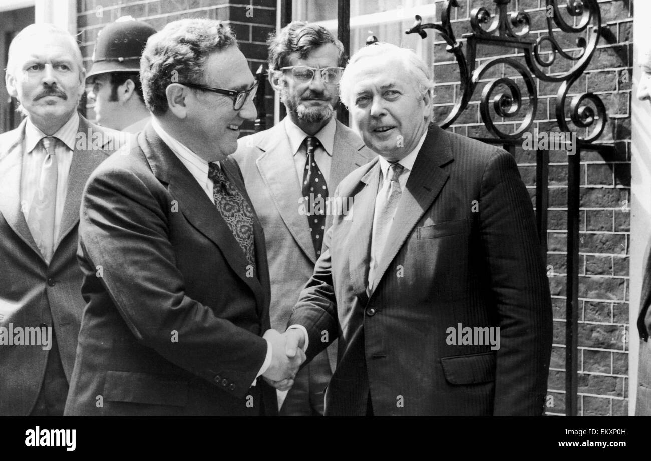 Henry kissinger 1970s hi-res stock photography and images - Alamy