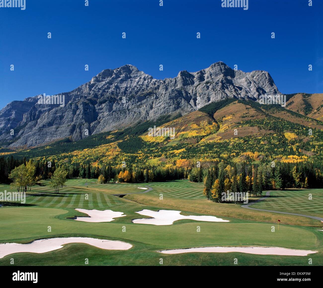 Golf courses in alberta hi-res stock photography and images - Alamy