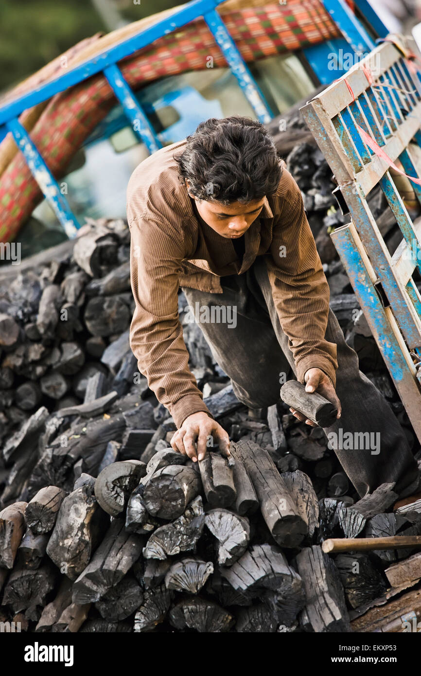 Coal delivery man hi-res stock photography and images - Alamy