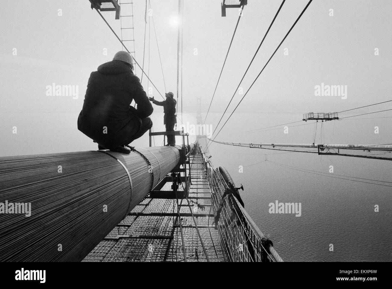 Views of the construction of The Humber Bridge at Hull. 27th August ...