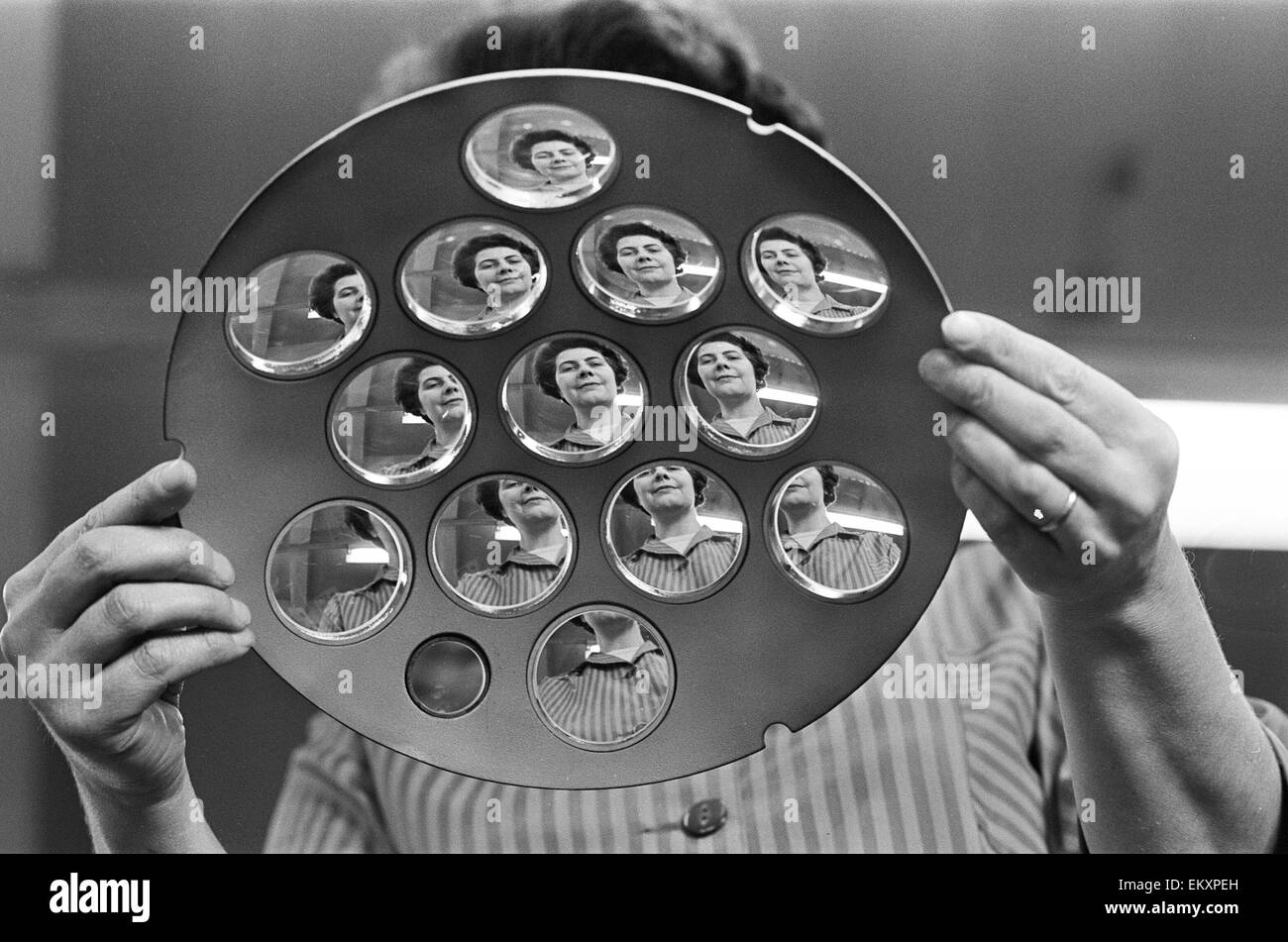 Rank organisation hi-res stock photography and images - Alamy