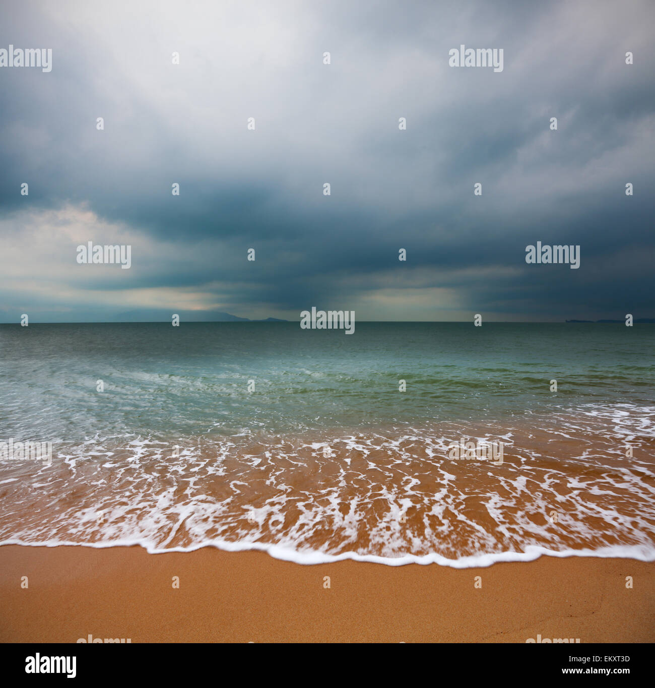 beach after storm Stock Photo - Alamy