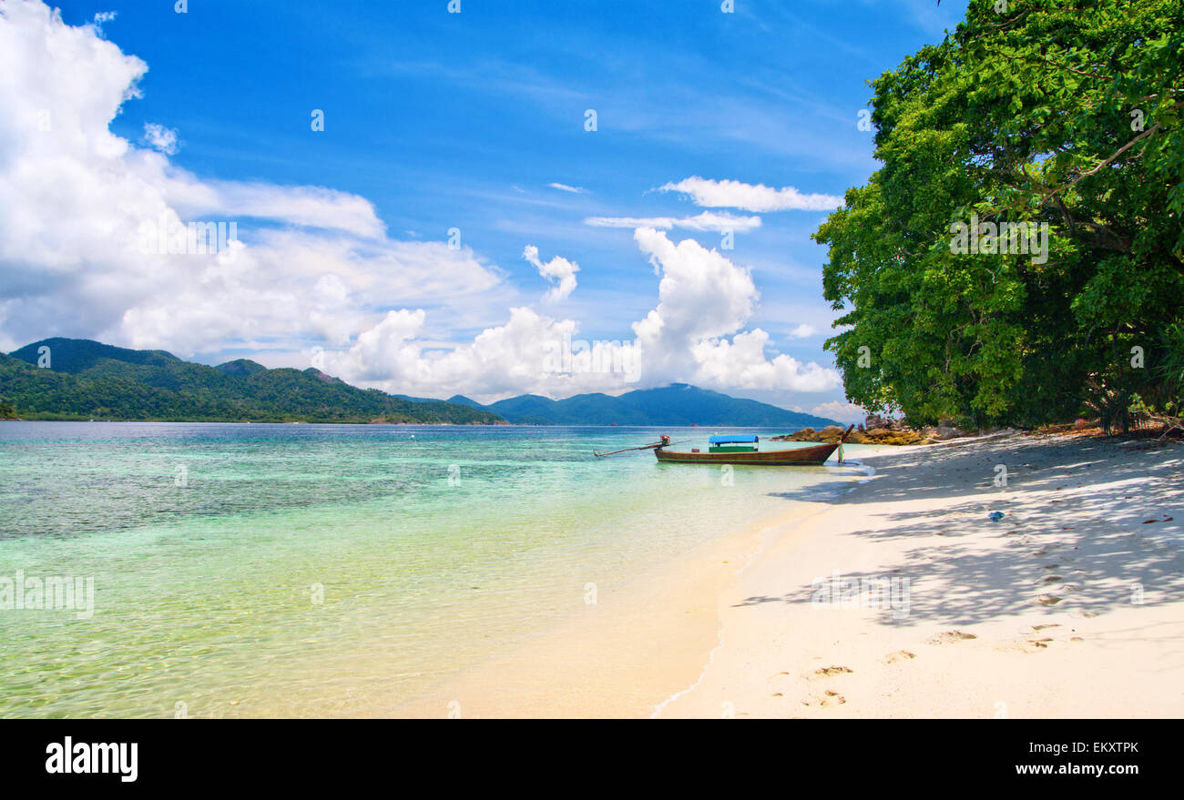 Blue lagoon white beach hi-res stock photography and images - Alamy