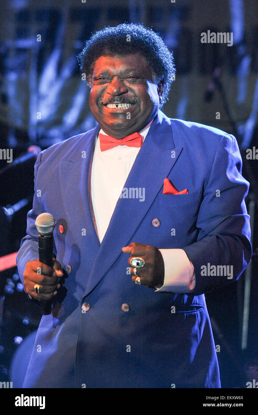 FILE - A file picture dated 18 July 2008 shows the US American singer ...