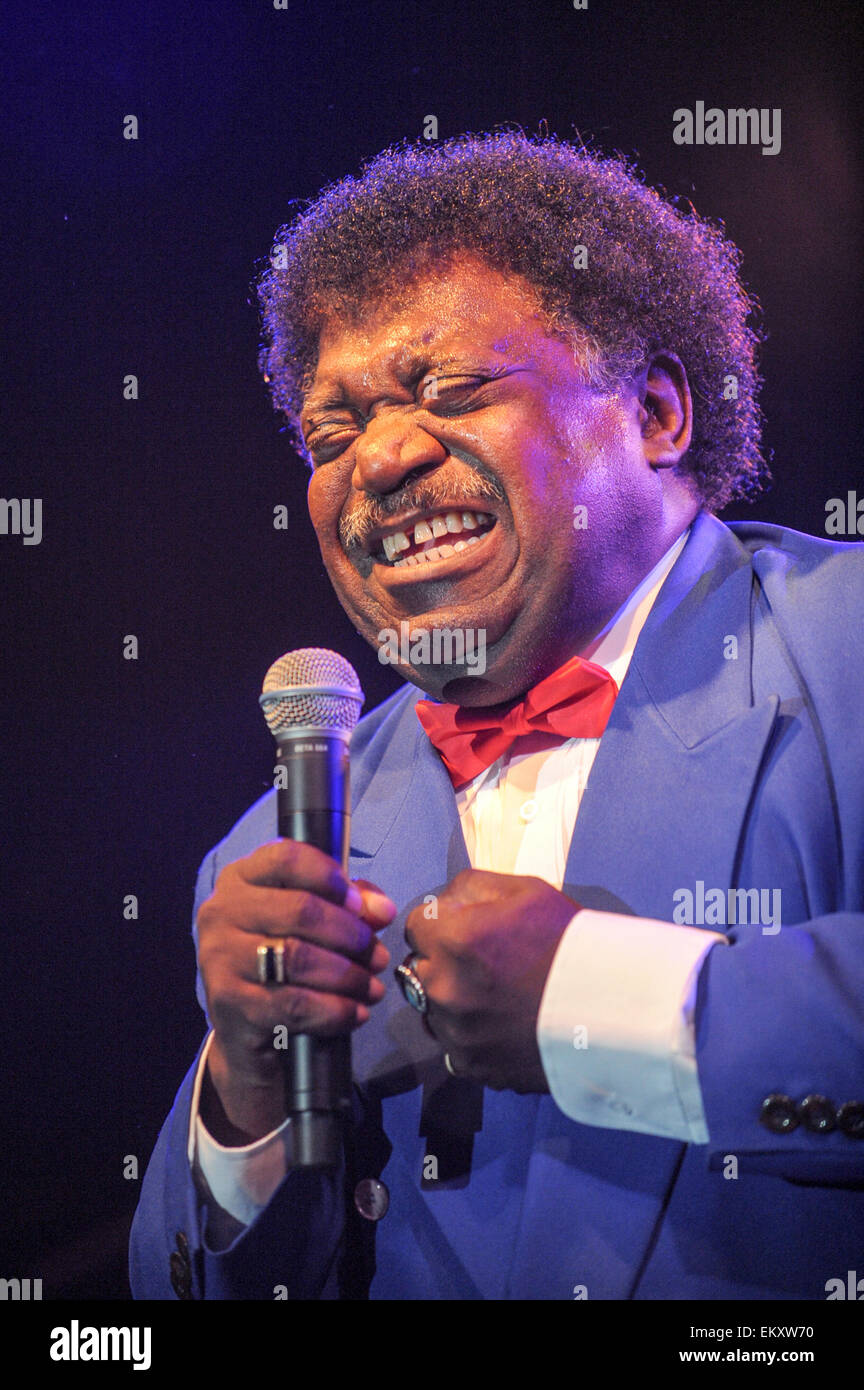 FILE - A file picture dated 18 July 2008 shows the US American singer ...