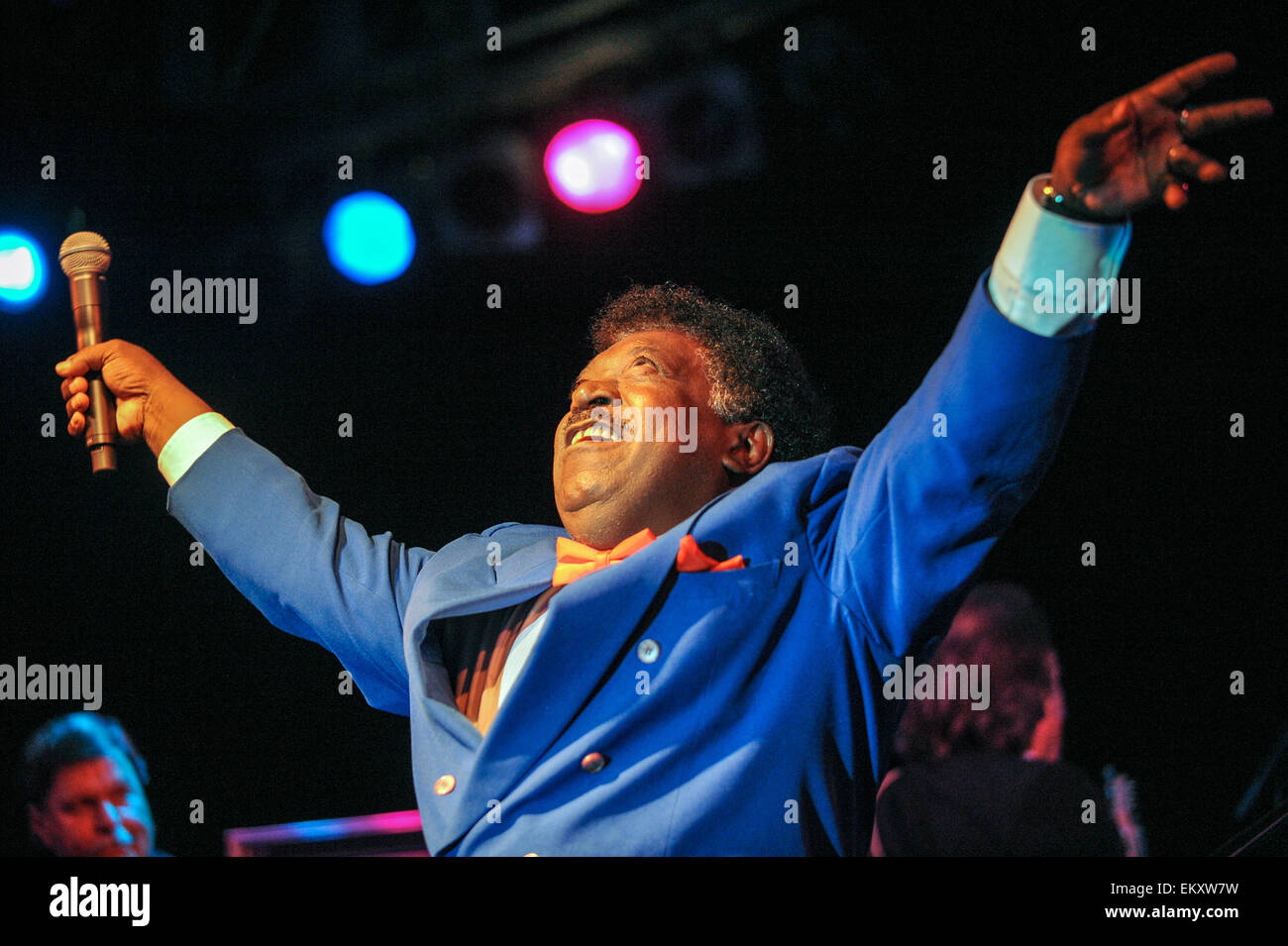 FILE - A file picture dated 18 July 2008 shows the US American singer ...