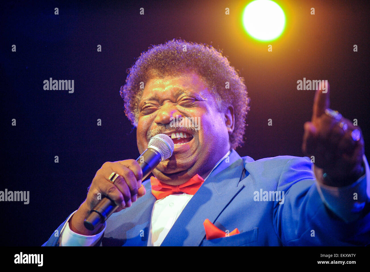 FILE - A file picture dated 18 July 2008 shows the US American singer ...