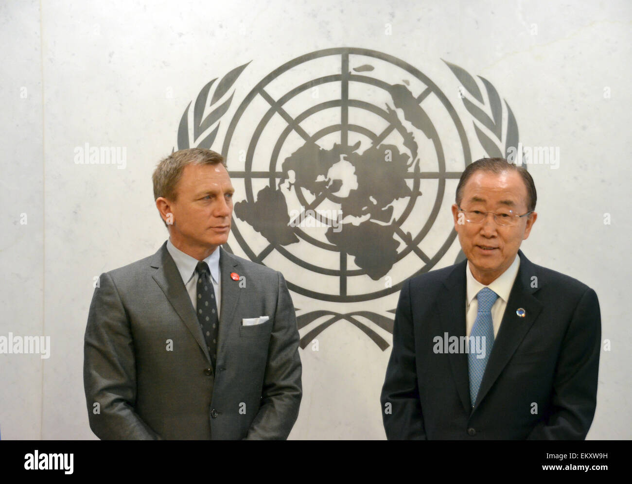 New York, New York, USA. 14th Apr, 2015. British actor Daniel Craig (L ...