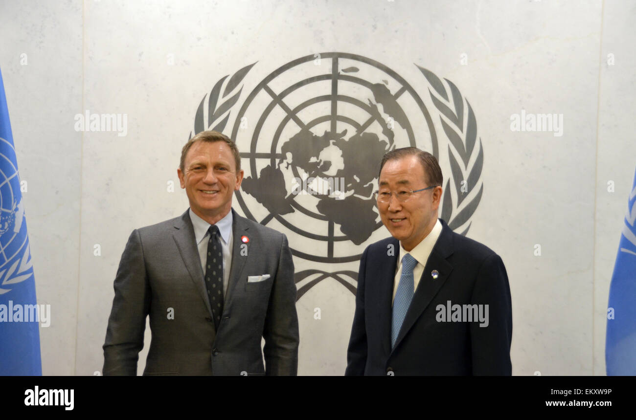 New York, New York, USA. 14th Apr, 2015. British actor Daniel Craig (L ...