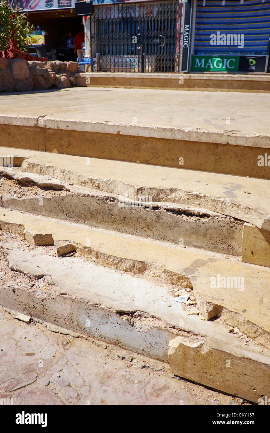 Broken steps hi-res stock photography and images - Alamy