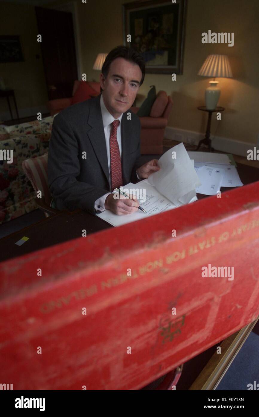 Peter mandelson labour 1997 election hi-res stock photography and ...