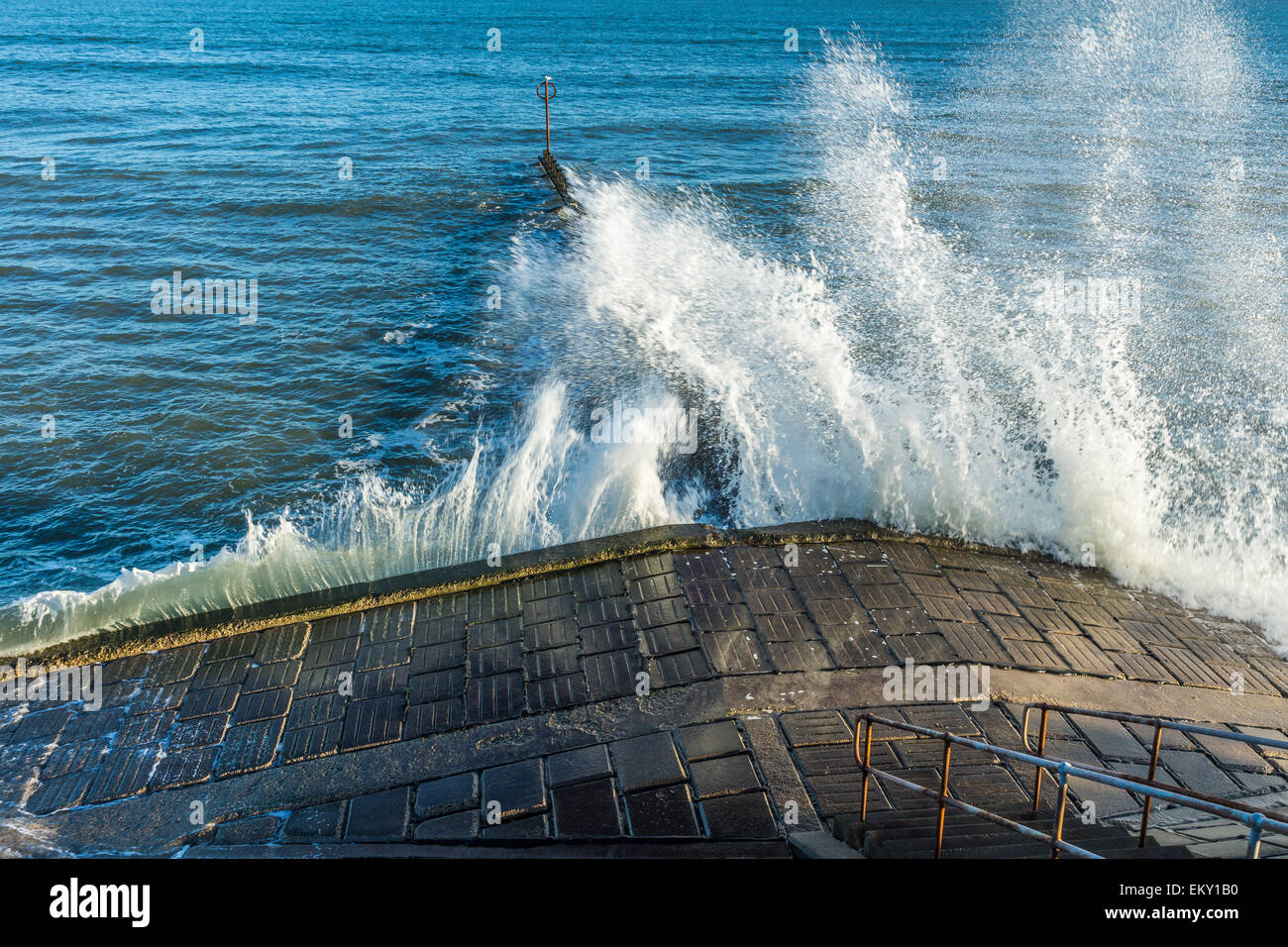 Beach ramp and waves at Aberdeen beach Stock Photo - Alamy