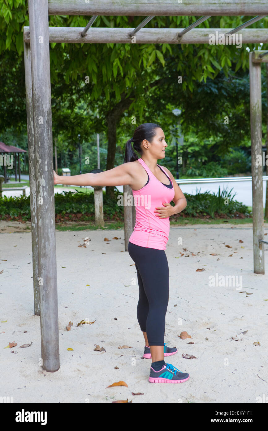 Exercise attire hi-res stock photography and images - Alamy