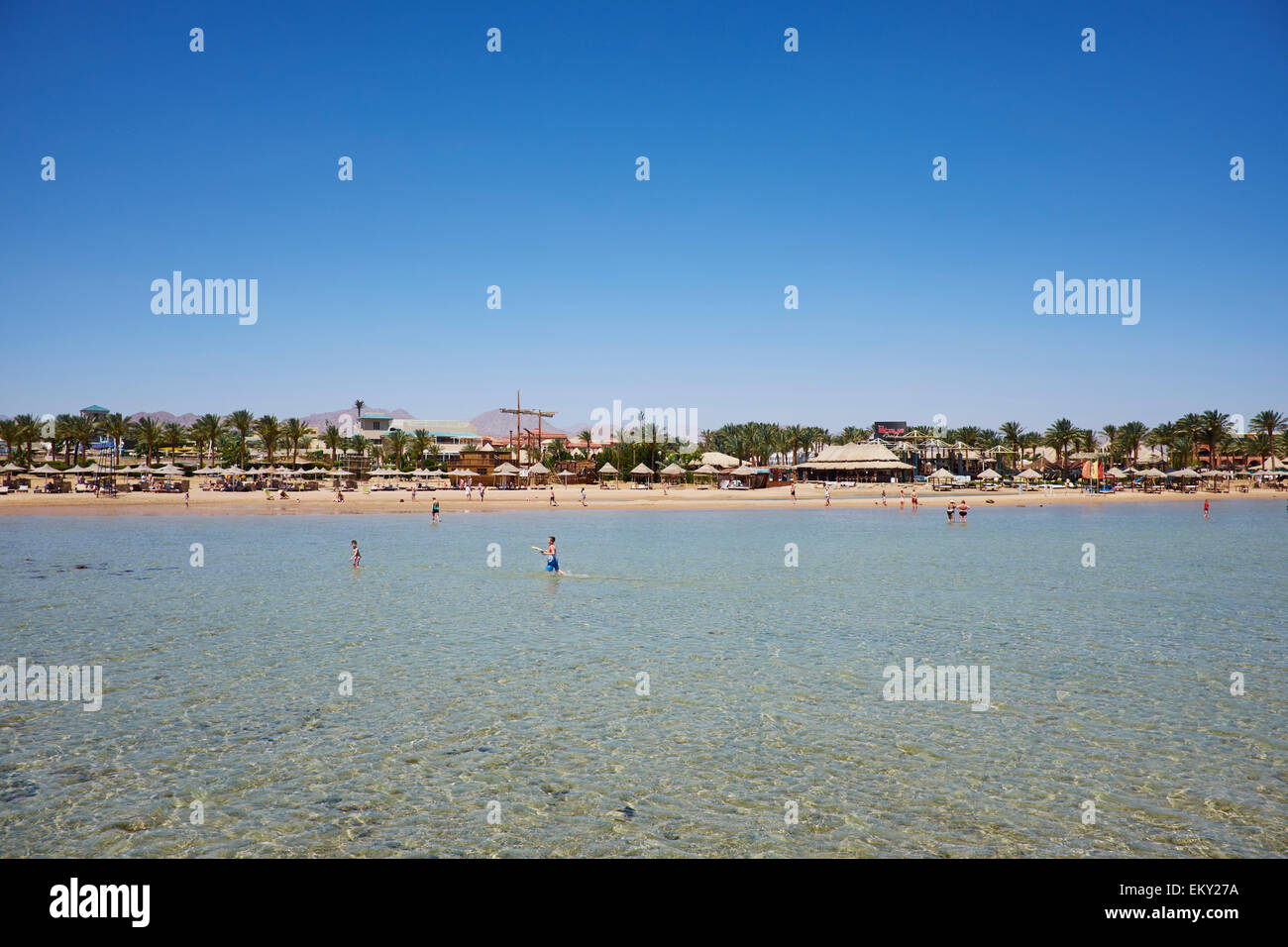 The Beach Along The Red Sea Straits Of Tiran Sharm El Sheikh Egypt ...
