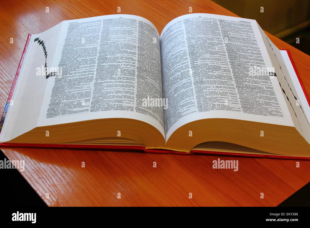 Open book table hi-res stock photography and images - Alamy