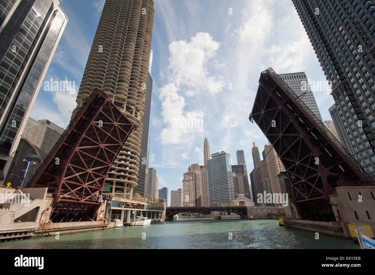 Drawbridge; Chicago, Illinois, Usa Stock Photo - Alamy