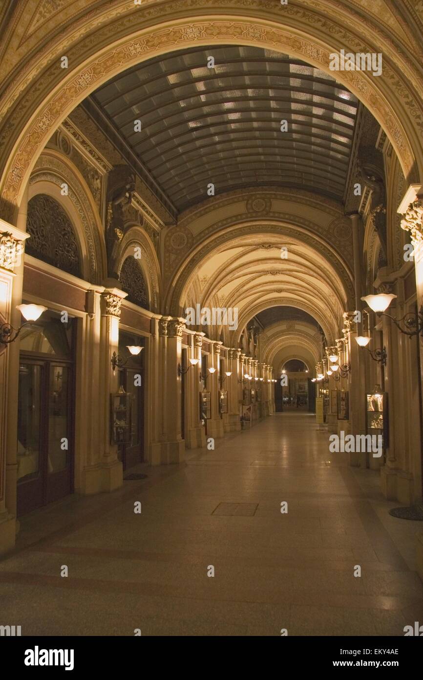 Arched hallways hi-res stock photography and images - Alamy