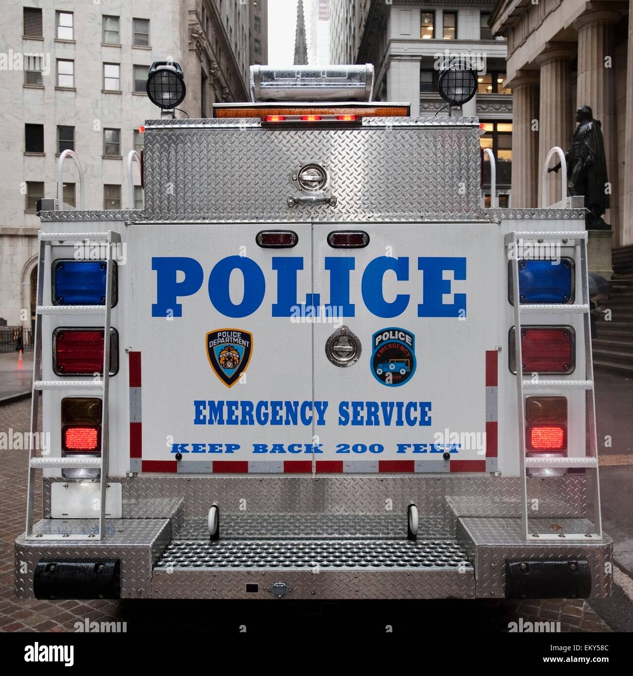 Back Of Police Vehicle, Manhattan, New York, Usa Stock Photo - Alamy