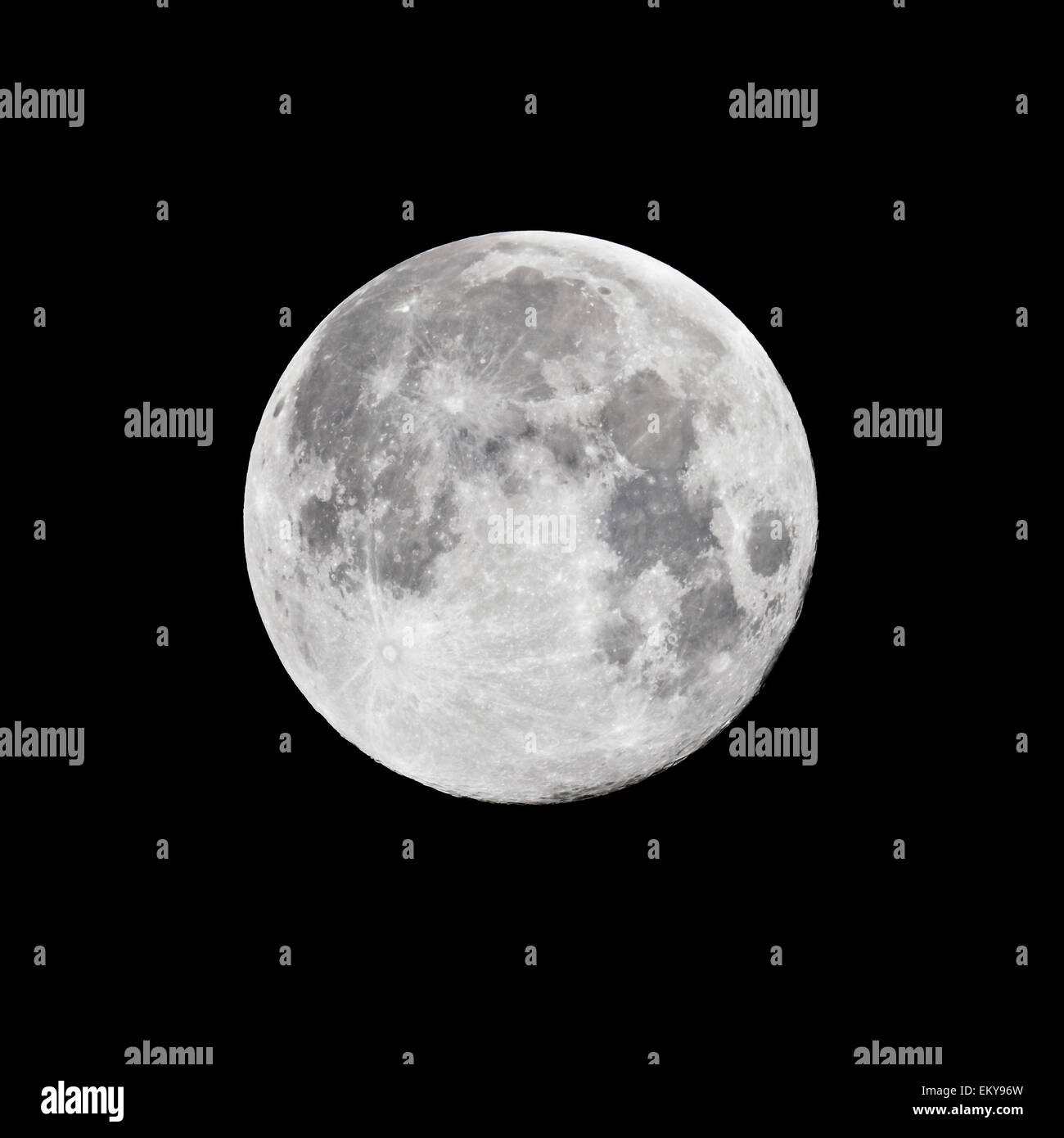 Full moon on black background hi-res stock photography and images - Alamy