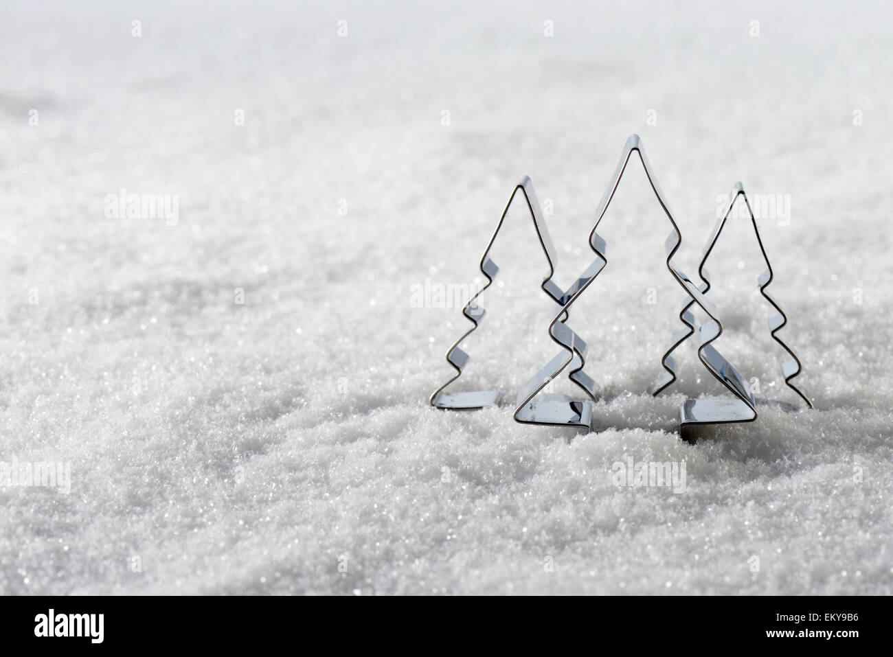 Silver metal christmas tree hi-res stock photography and images - Alamy