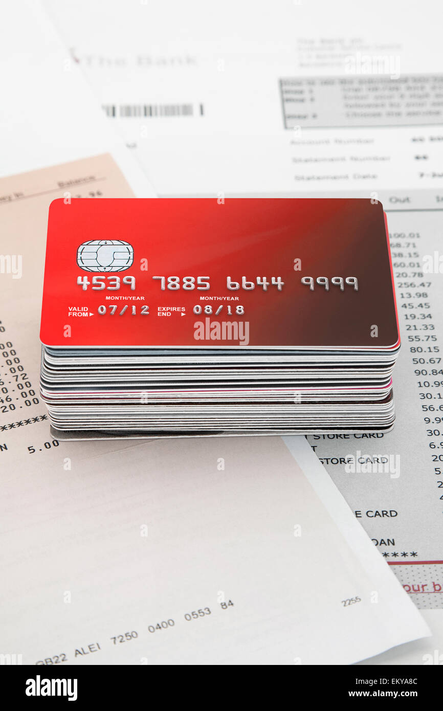 Pile credit cards hi-res stock photography and images - Alamy