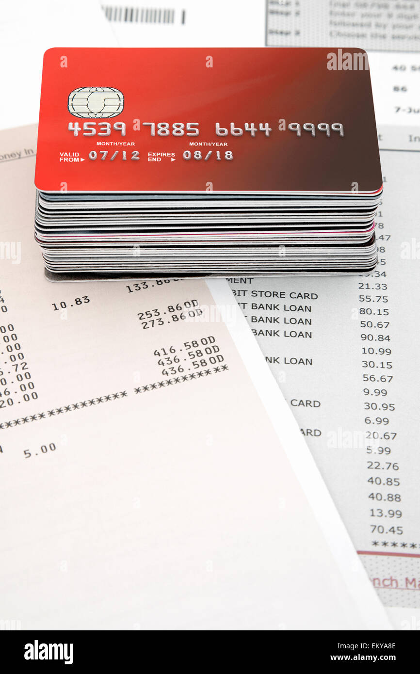 Pile credit cards hi-res stock photography and images - Alamy