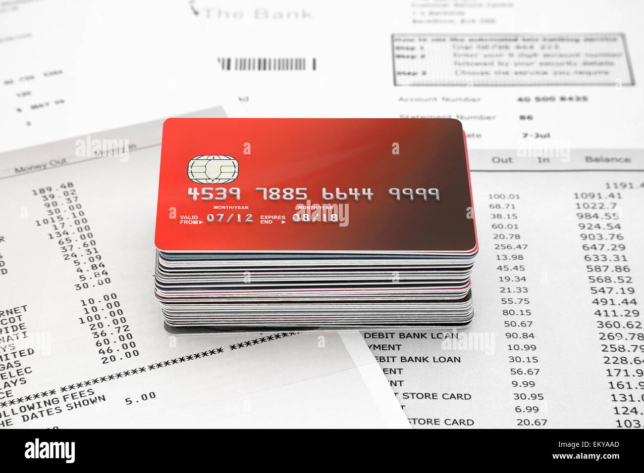Pile of credit cards hi-res stock photography and images - Alamy