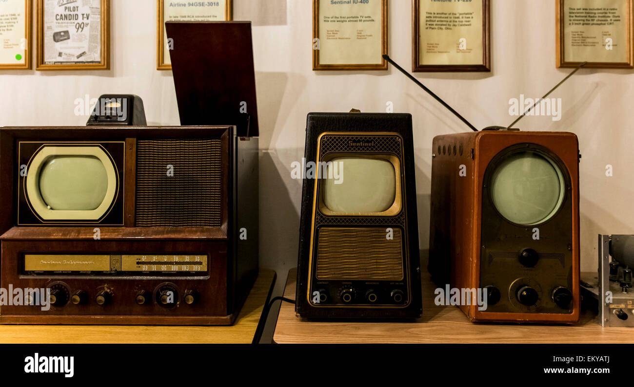 Hilliard, Ohio, USA. 14th Apr, 2015. The Early Television Museum and ...