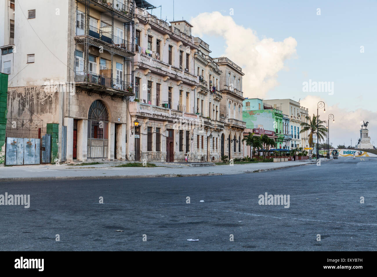 Stunning photo of Spanish colonial architecture in the Malecon district ...