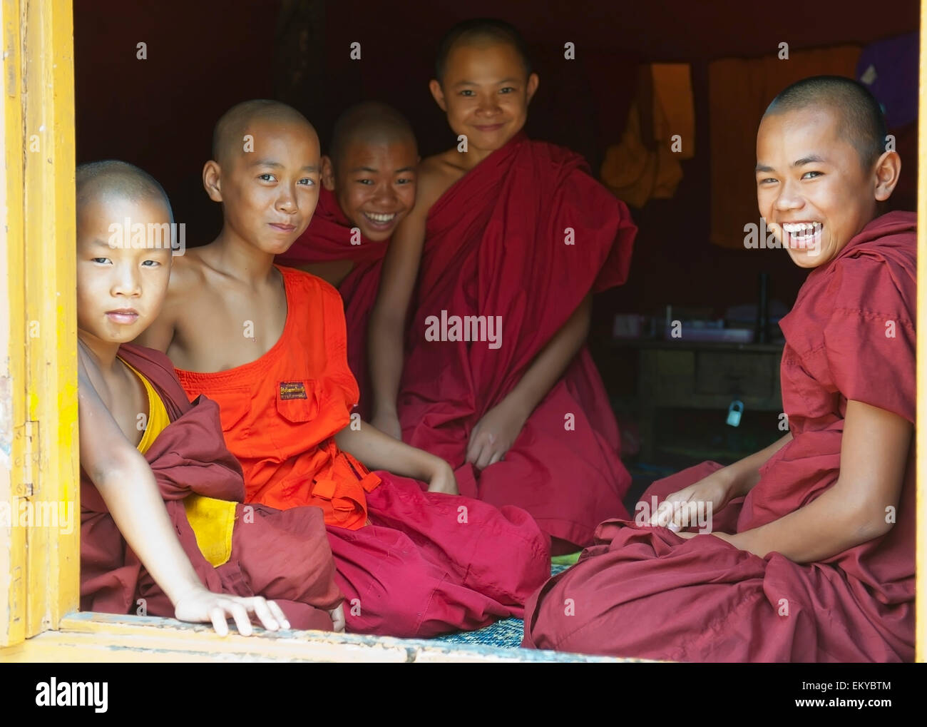 Monk sitting on the floor hi-res stock photography and images - Alamy