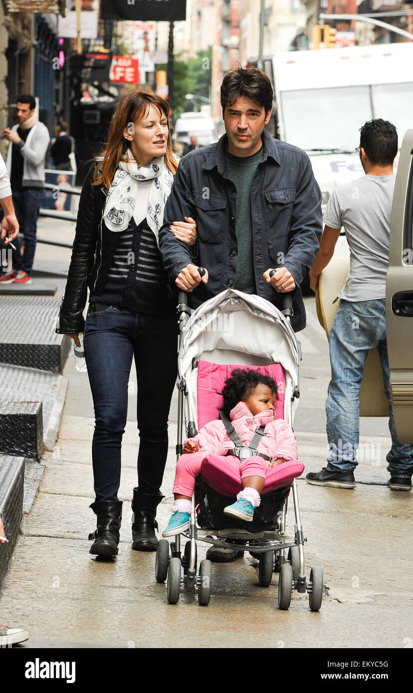 'Office Space' actor Ron Livingston spotted out in Soho with his wife ...