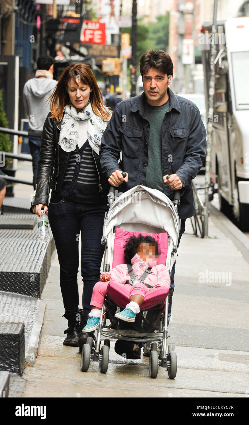 'Office Space' actor Ron Livingston spotted out in Soho with his wife ...