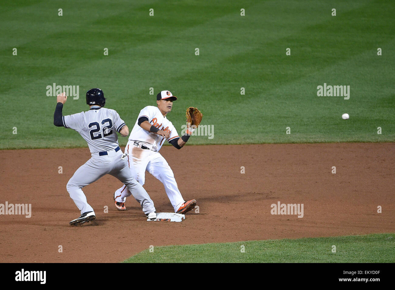 Baltimore, Maryland, USA. 14th April, 2015. New York Yankees center fielder Jacoby Ellsbury (22 ...
