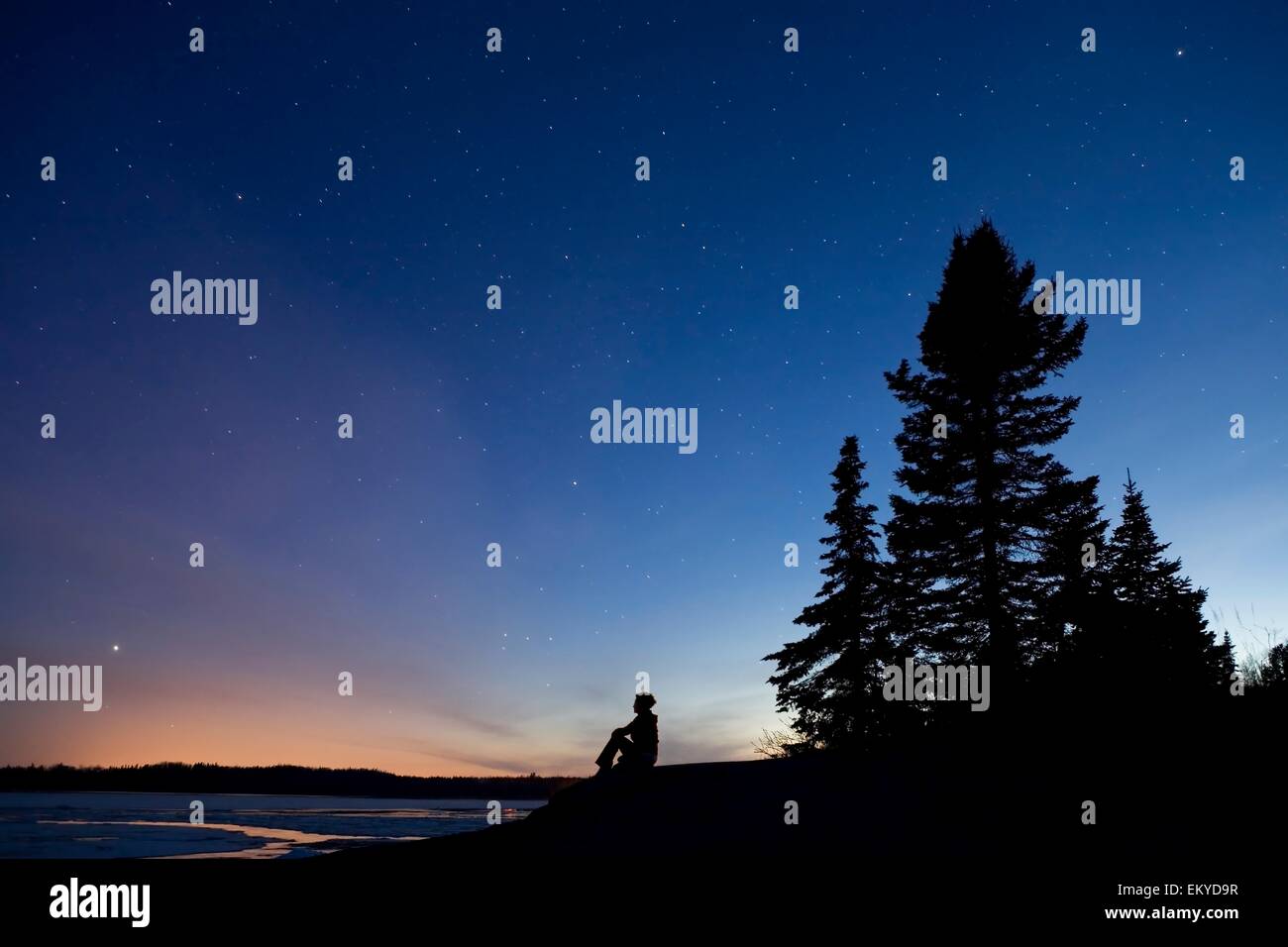 Star Gazing At Mackenzie Point Conservation Area Over Lake Superior ...