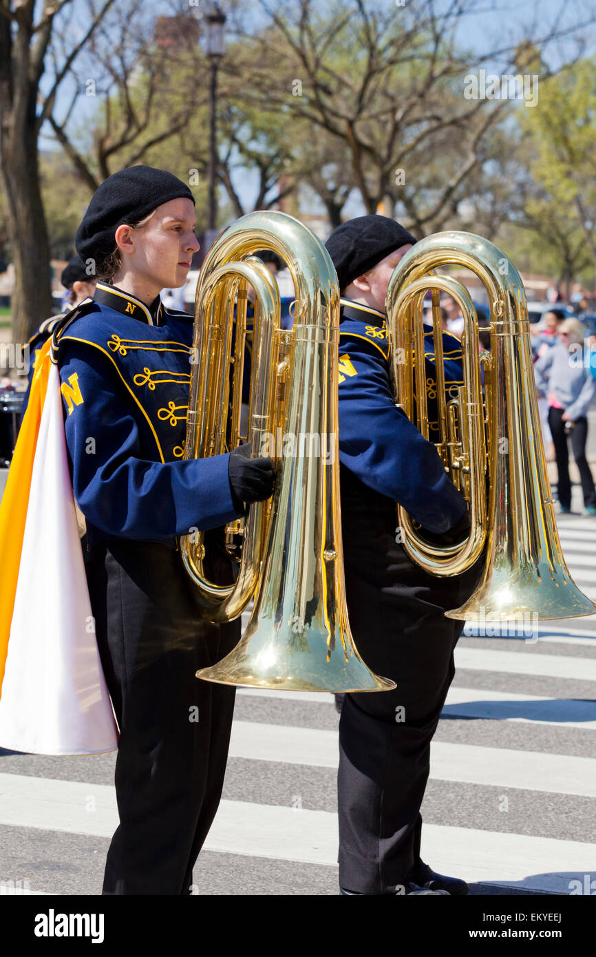 High school marching band national hi-res stock photography and images ...