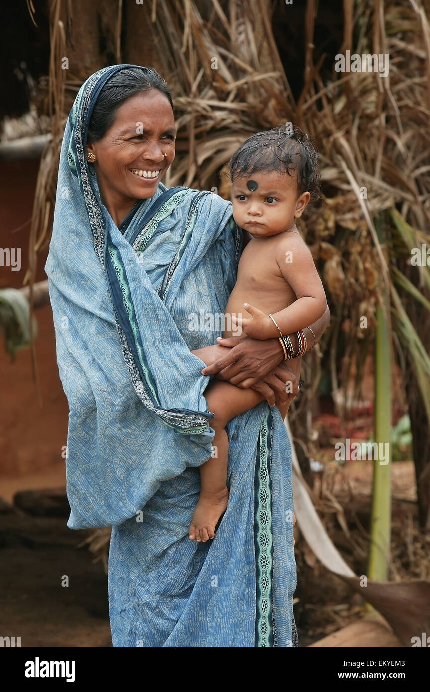 A mother and her son; Ratapata Village, Badamba, India Stock Photo - Alamy