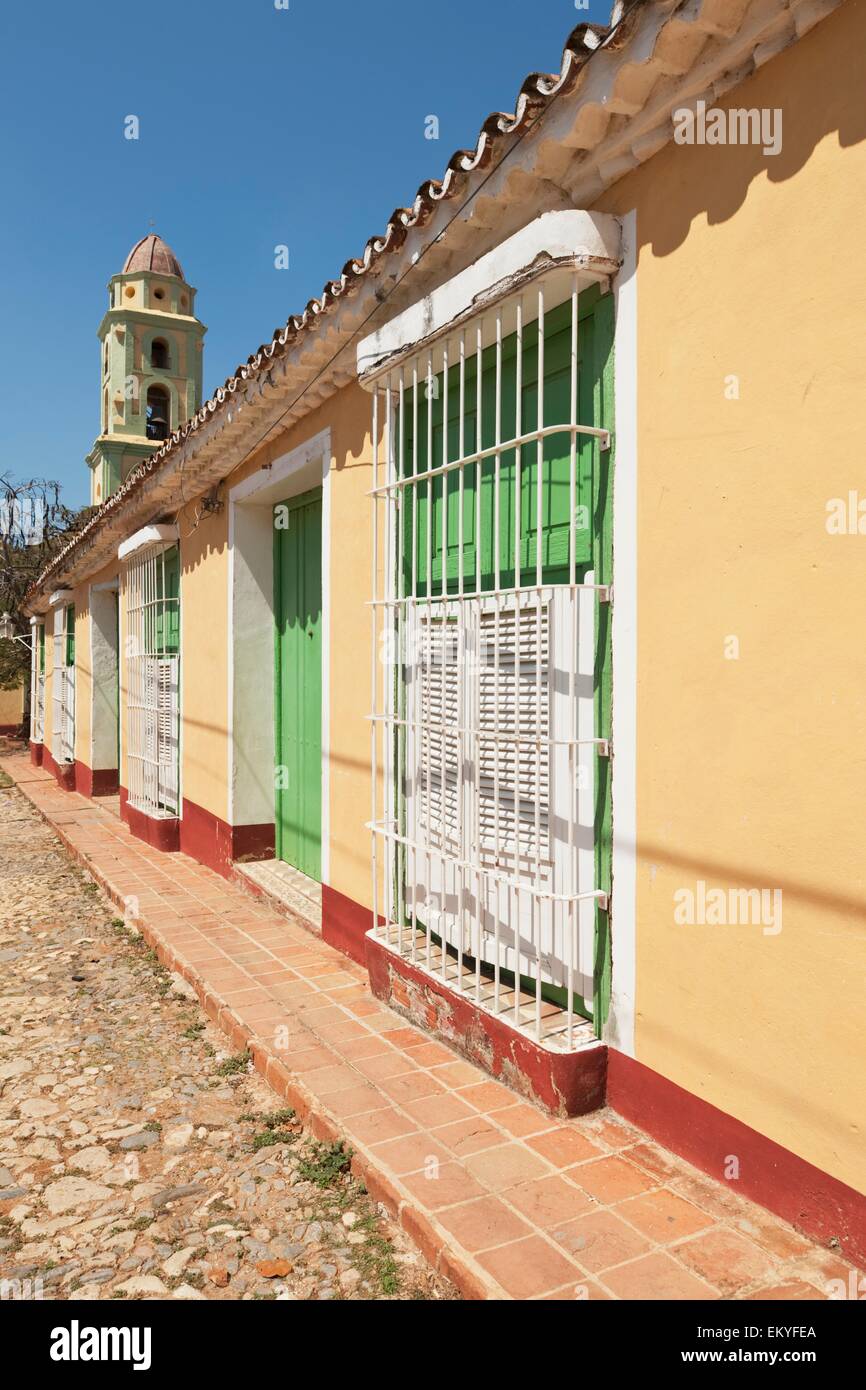 Typical Cuban Houses With The Iglesia Y Convento De San Francisco In ...