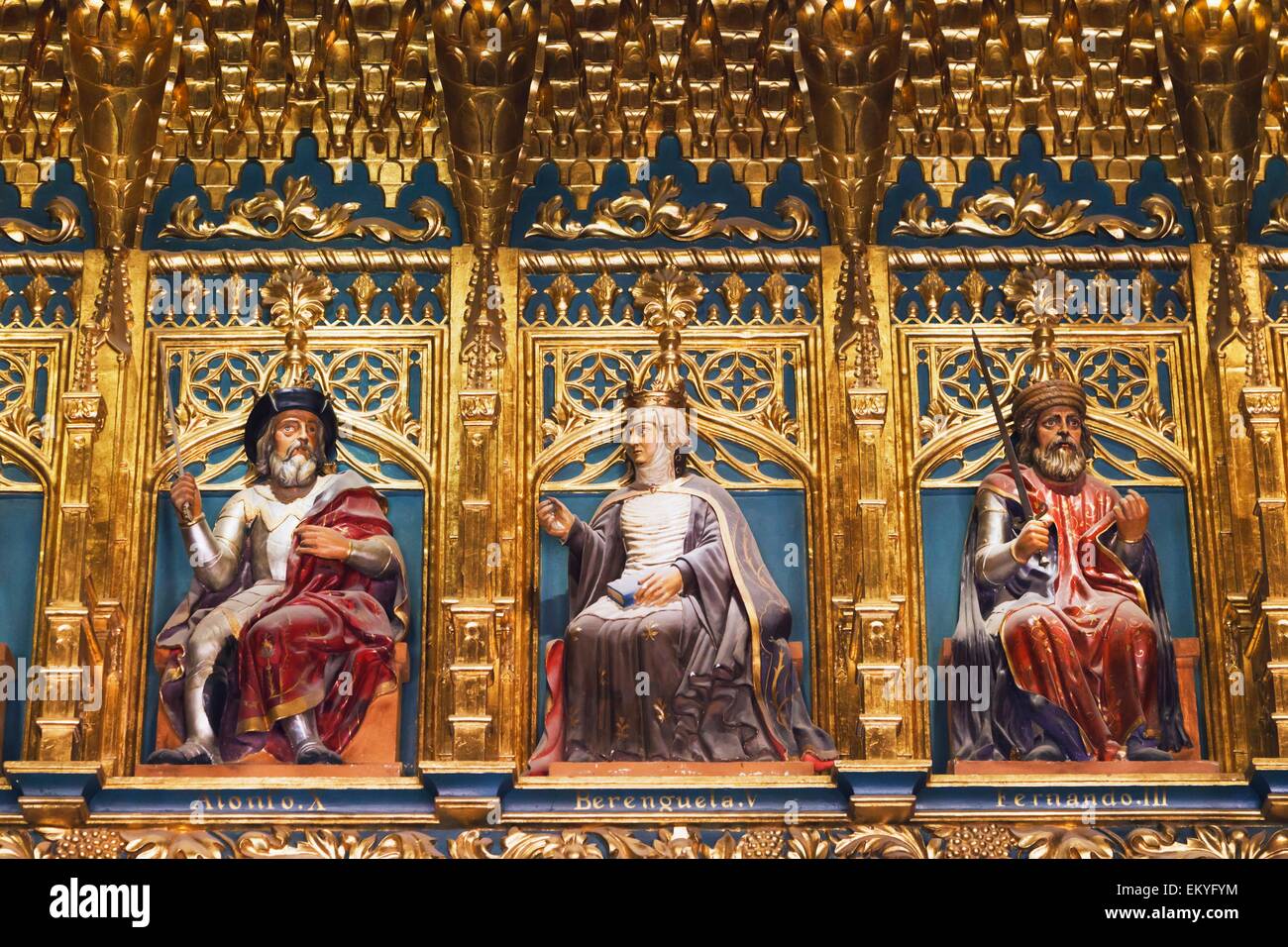 Male King Statues High Resolution Stock Photography and Images - Alamy