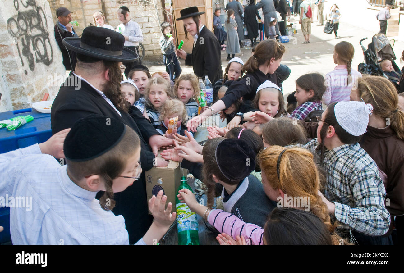 Jewish Man Children Passover High Resolution Stock Photography and ...